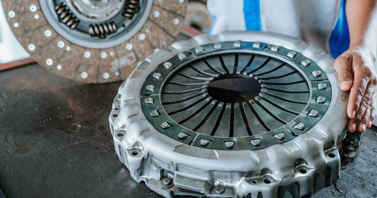 ZF Aftermarket lança novos kits de embreagem SACHS para Mercedes-Benz - ZF